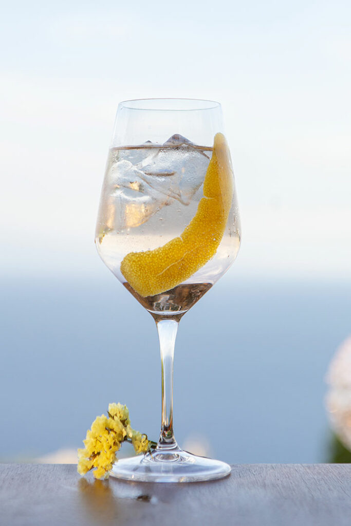 Casa Komi Cocktail Bar - Tilia Resort EN